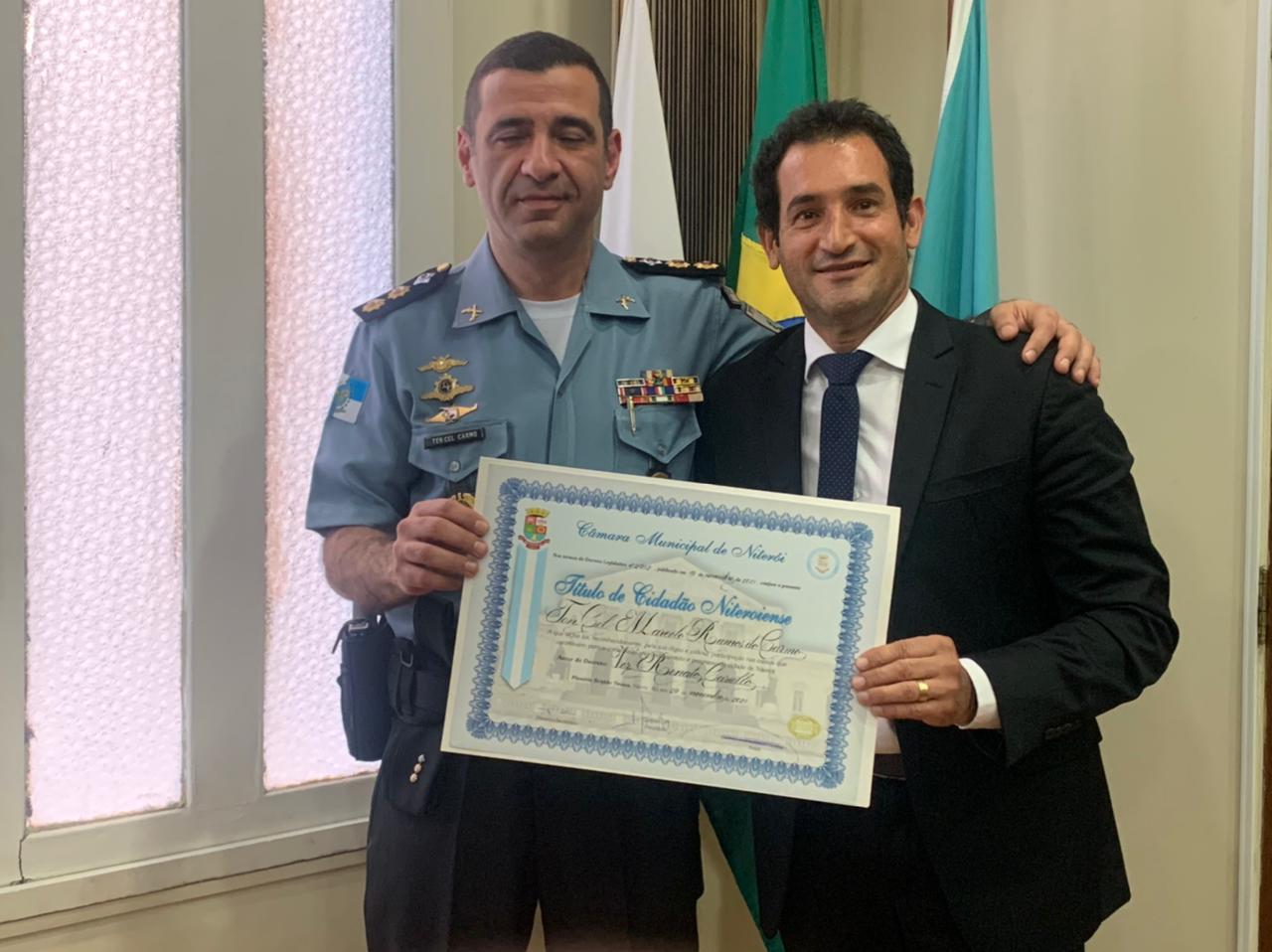 Comandante do 12º BPM recebe homenagem na Câmara de Niterói - ErreJota Notícias