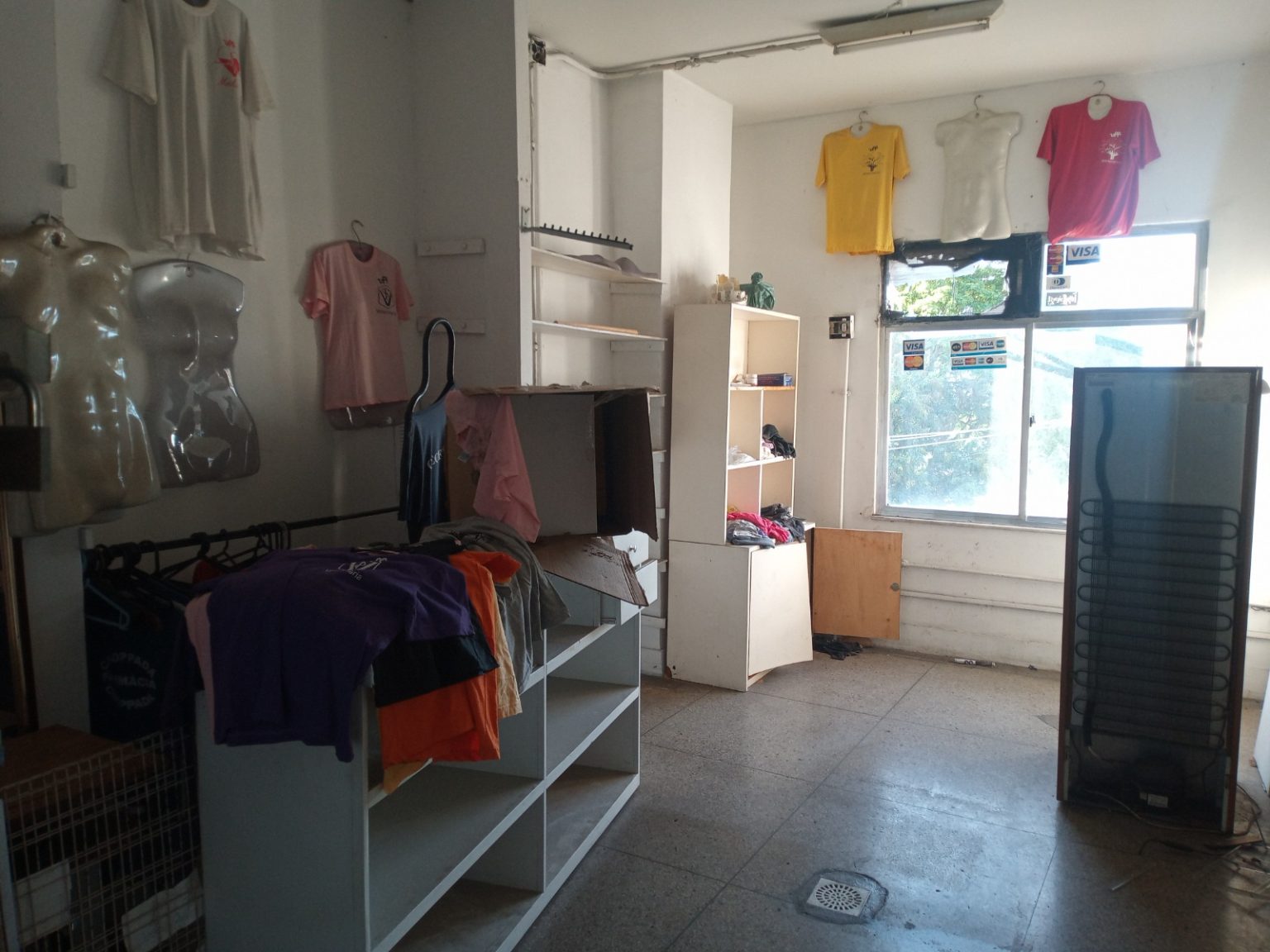 Fotos: veja o interior do DCE-UFF após três anos fechado - ErreJota ...